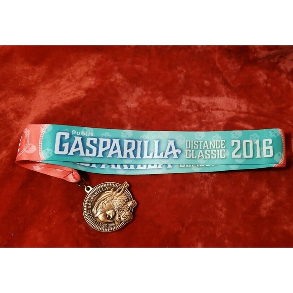 Accessories | Publix 216 Gasparilla Distance Classic 8k Race Finishers ...